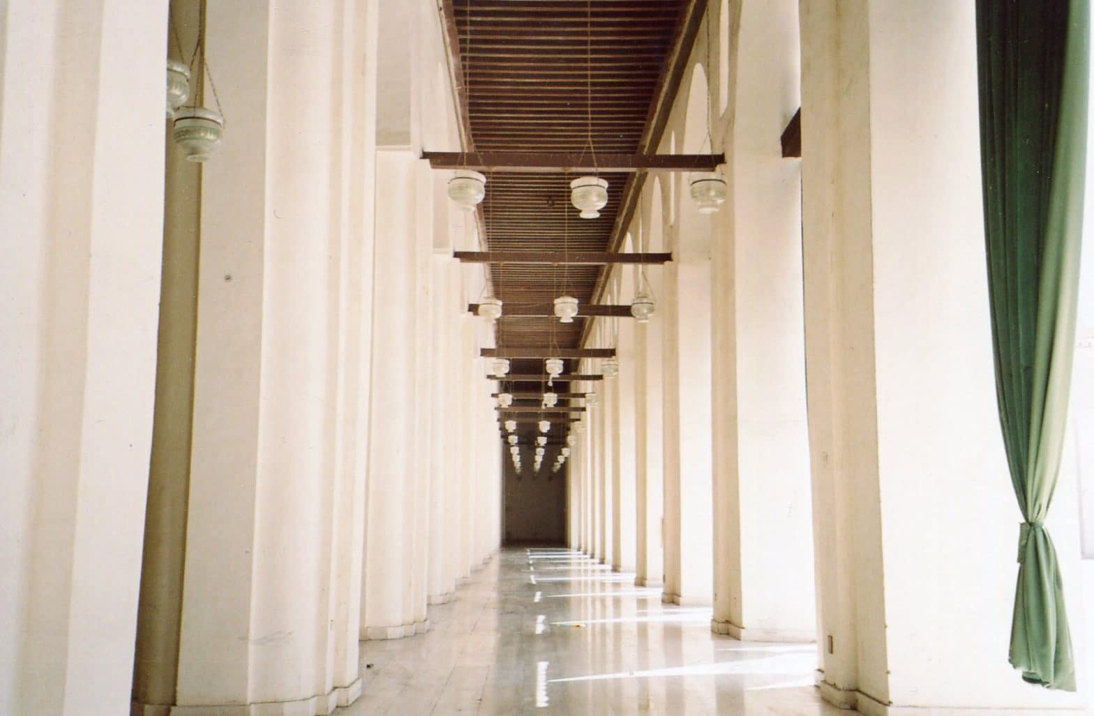 Concepts of Space in Mosque Architecture – Brian Holihan